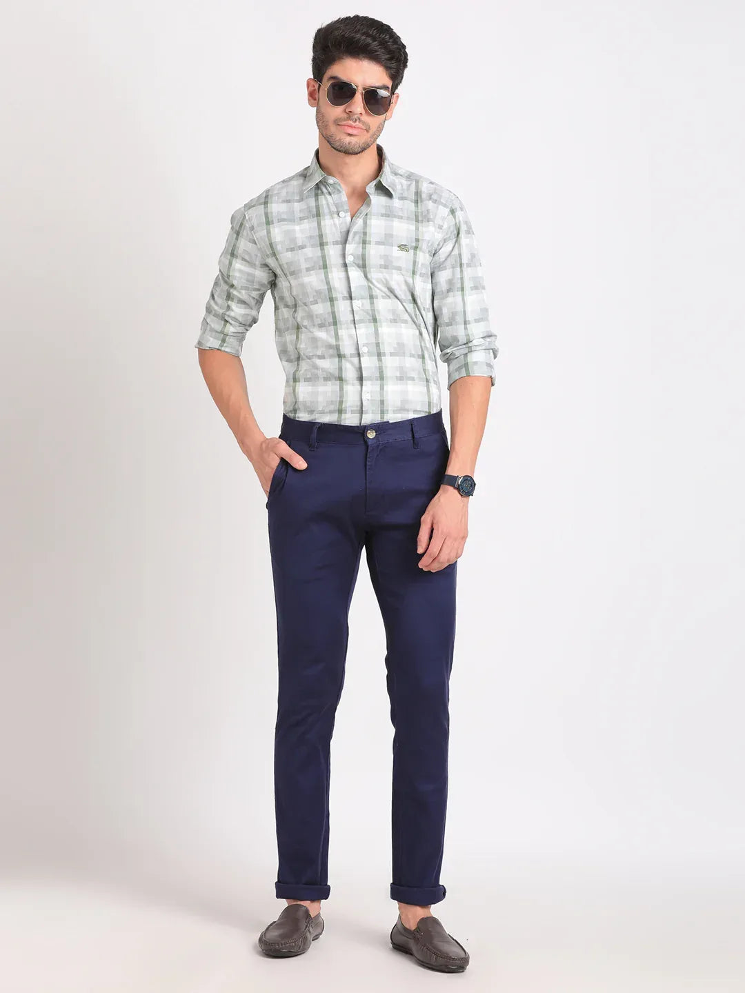 Men's Cotton Chinos for Versatile Dressing